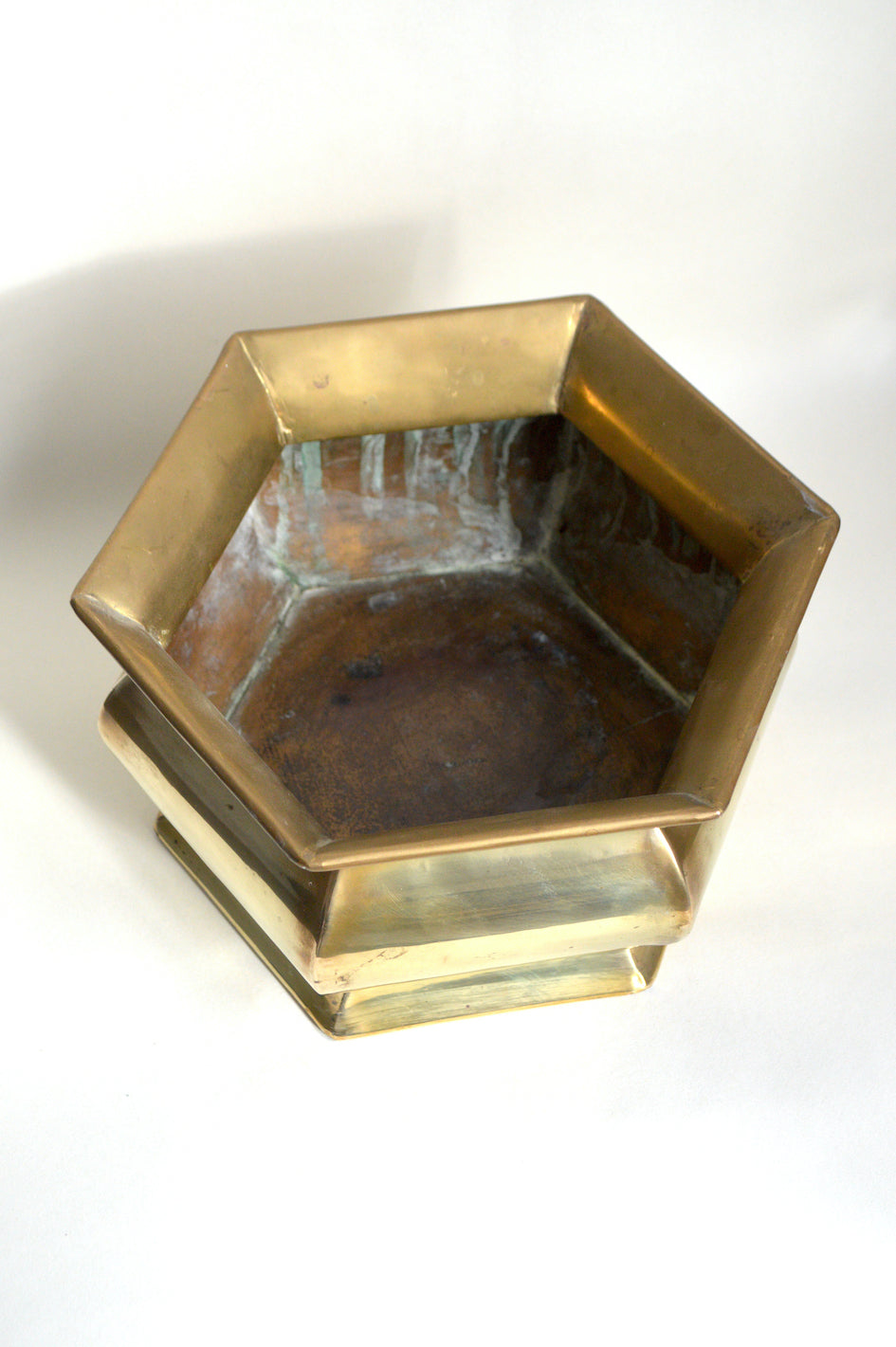 Cache-pot doré – Noyo créatif